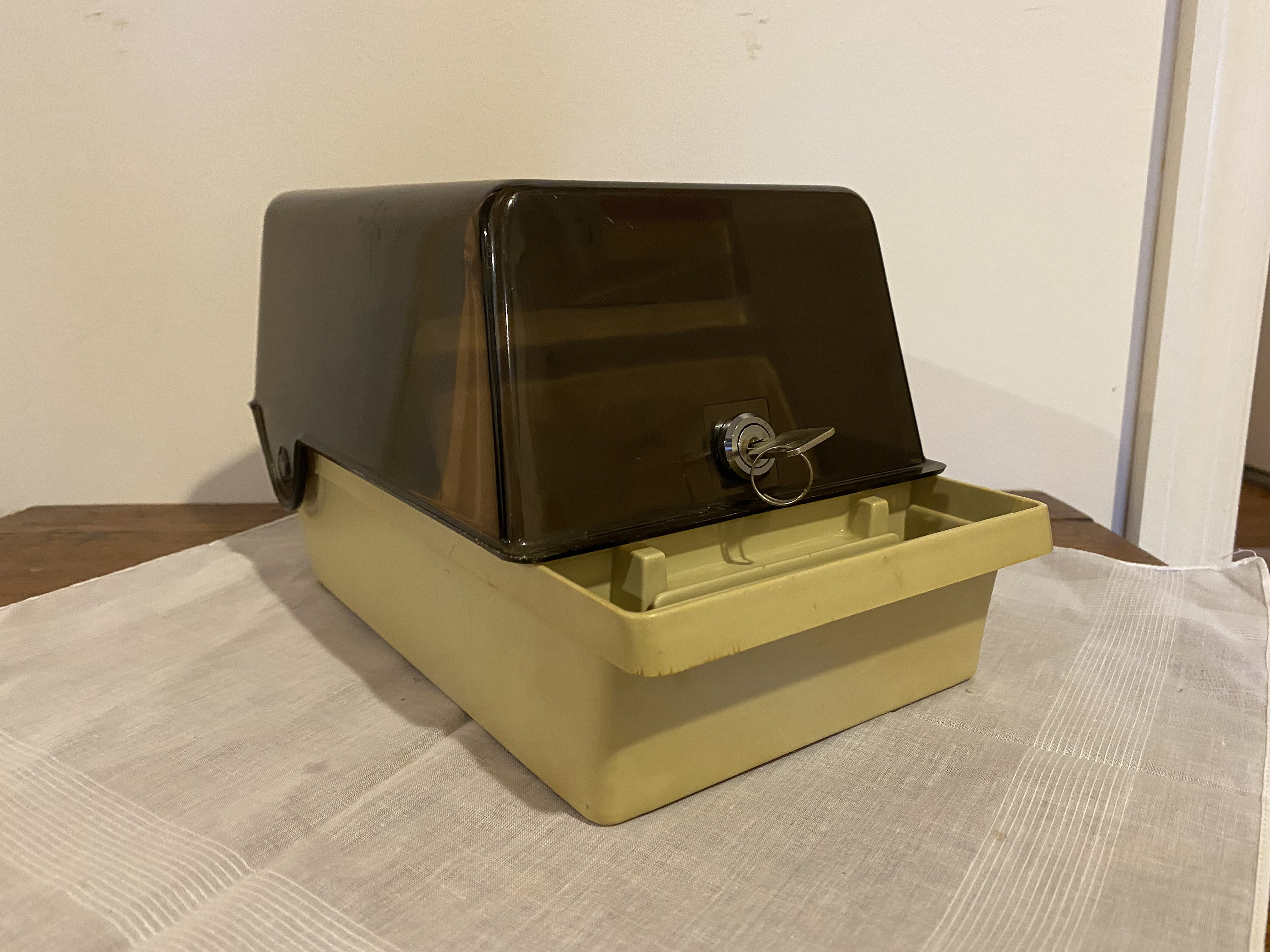 1980s Floppy Drive Case With Key - Etsy UK