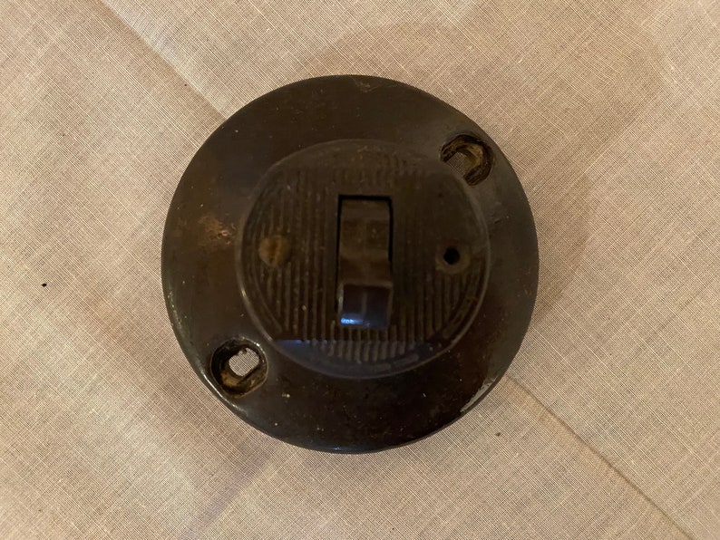 Vintage Leviton Ceramic and Bakelite Wall Mount Light Switch - Etsy