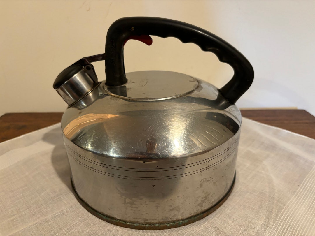 Vintage West Bend Singing Tea Kettle - Etsy