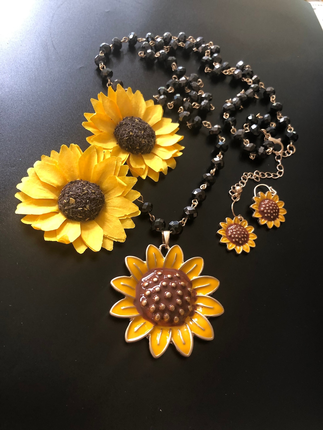 Sunflower Necklace, Large, Yellow Sunflower, Black Beaded Necklace ...