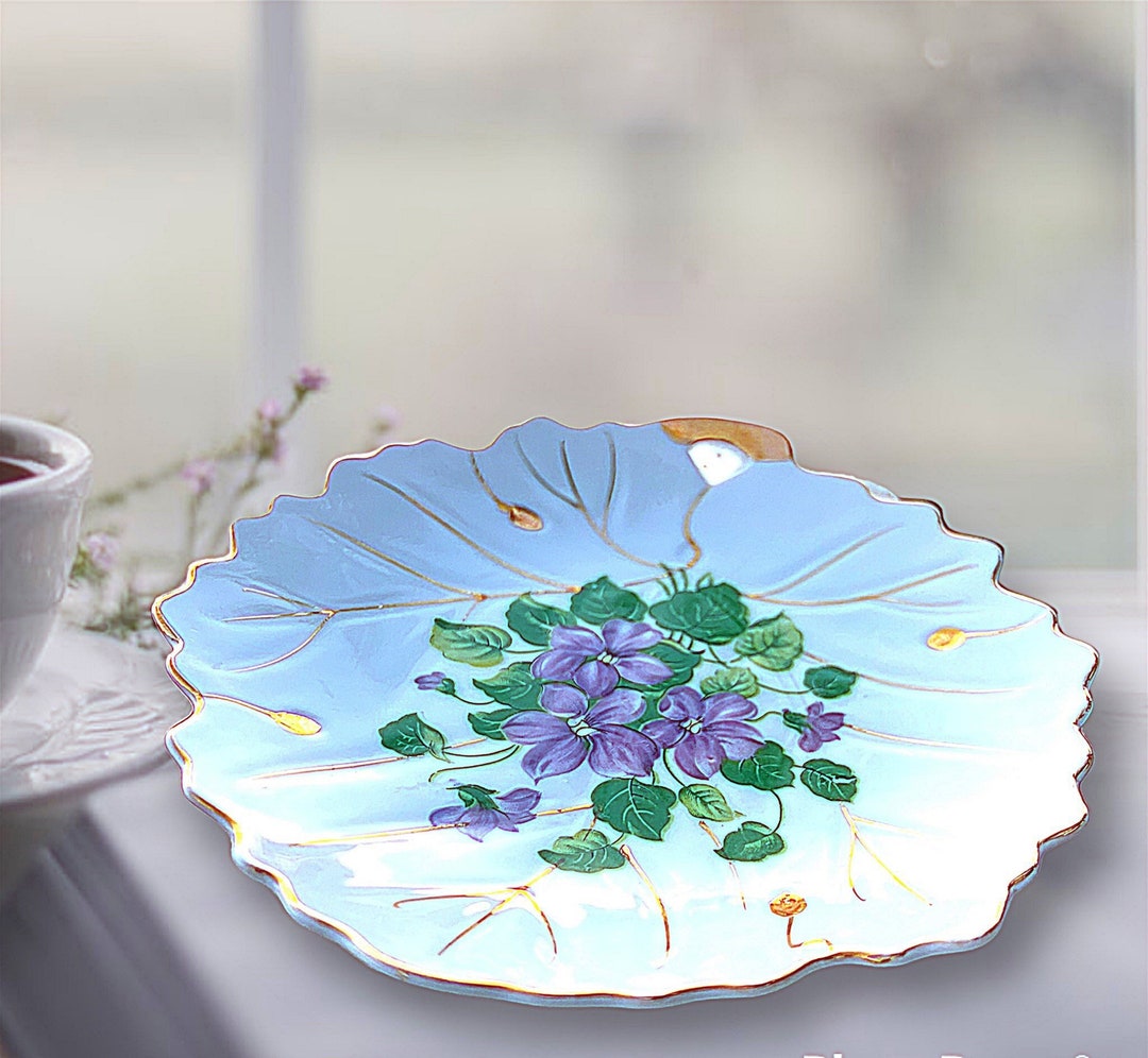 Pair of 1940s Nasco Leaf Shaped Plates; Vintage Lilac China, 24k Gold ...