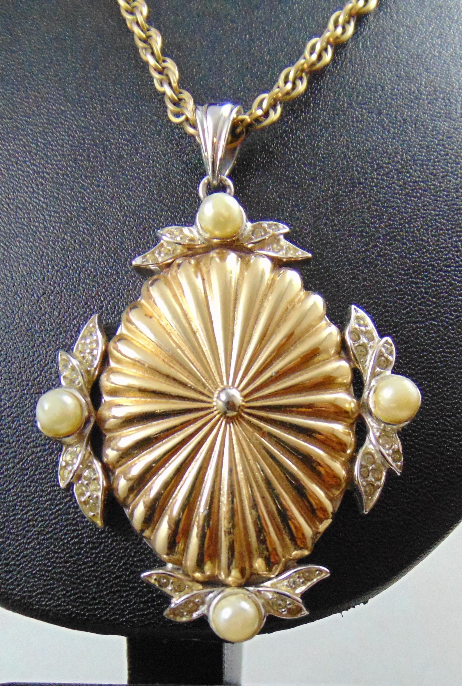 Vintage Signed Dewees Full Parure With Two Pairs of Earrings Pendant ...