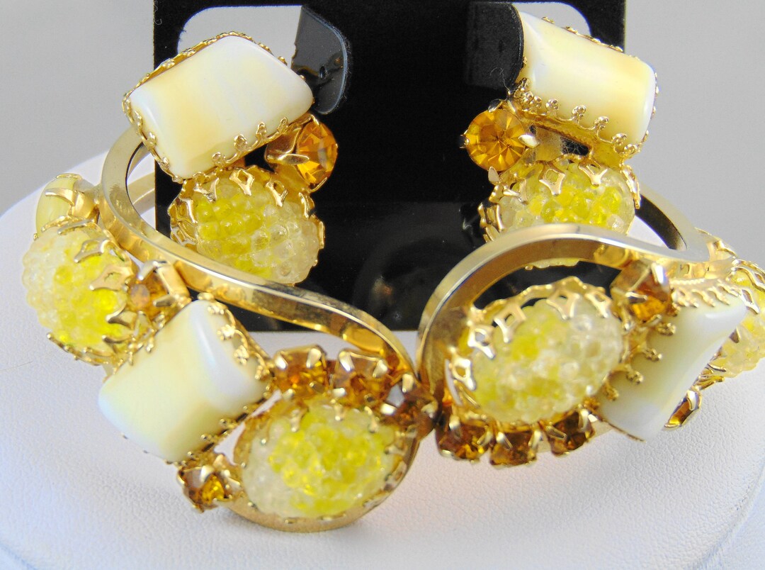 Yellow and White Clamper Hinged Bangle Bracelet and Clip Earrings Set ...