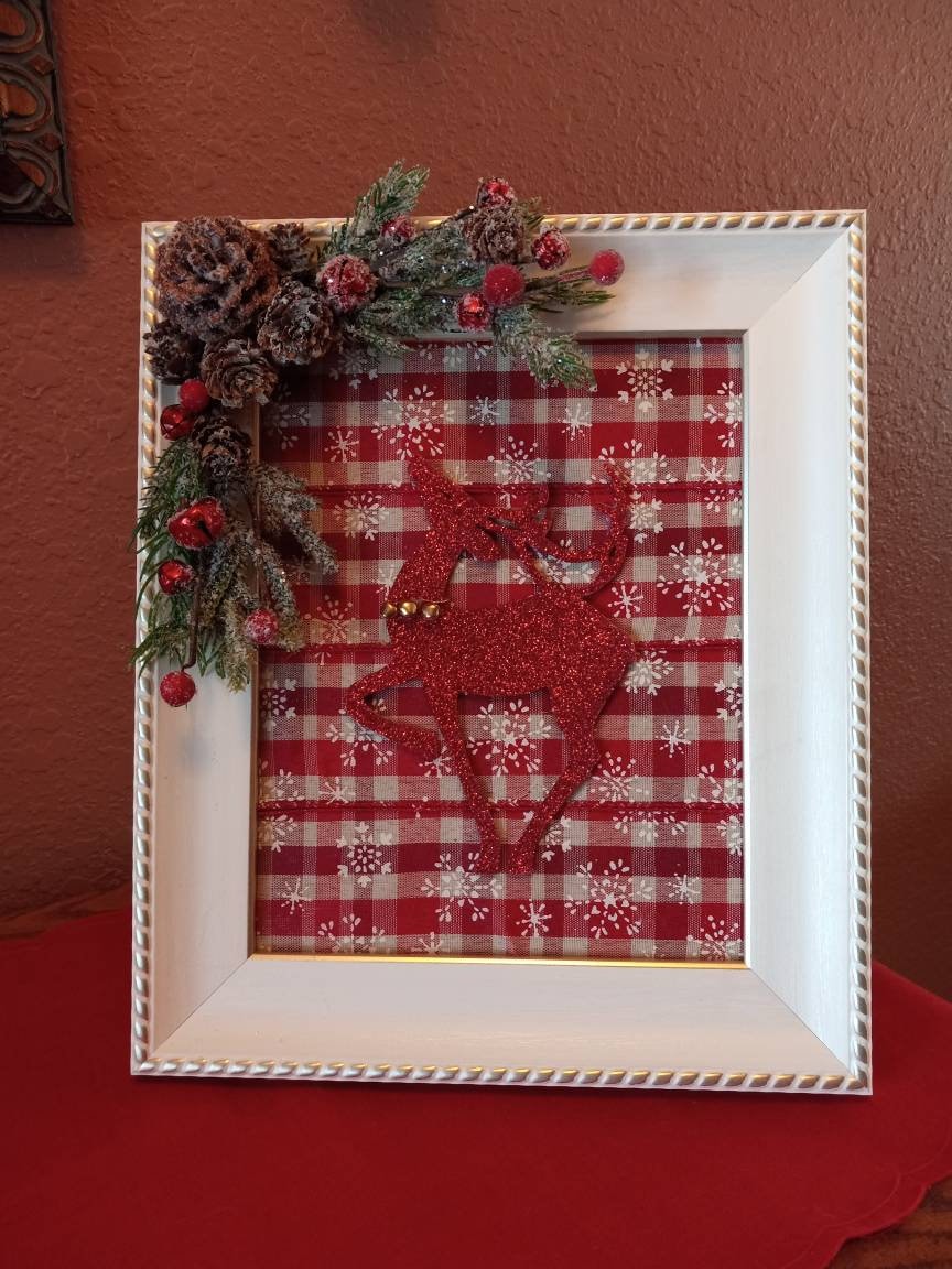 Christmas Reindeer Decorated Picture Frame, 8 X 10 White Picture Frame ...