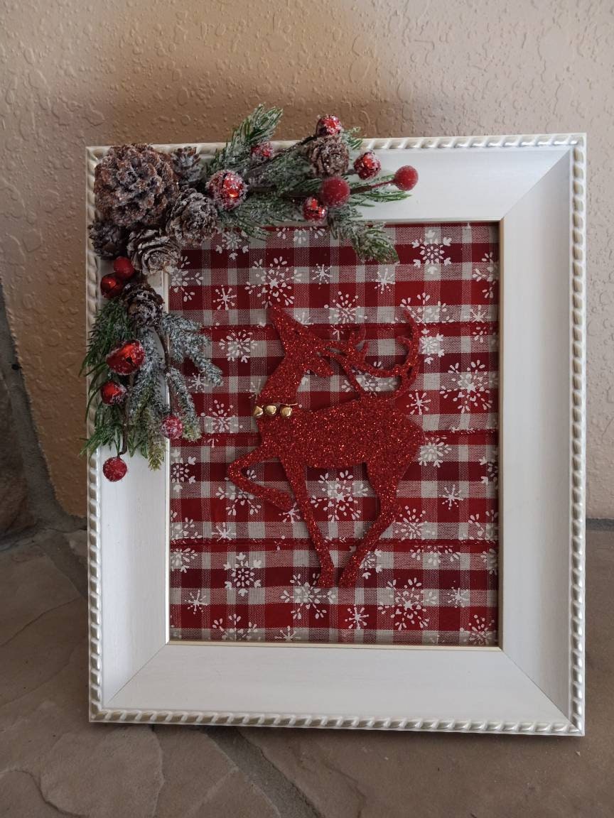 Christmas Reindeer Decorated Picture Frame, 8 X 10 White Picture Frame ...