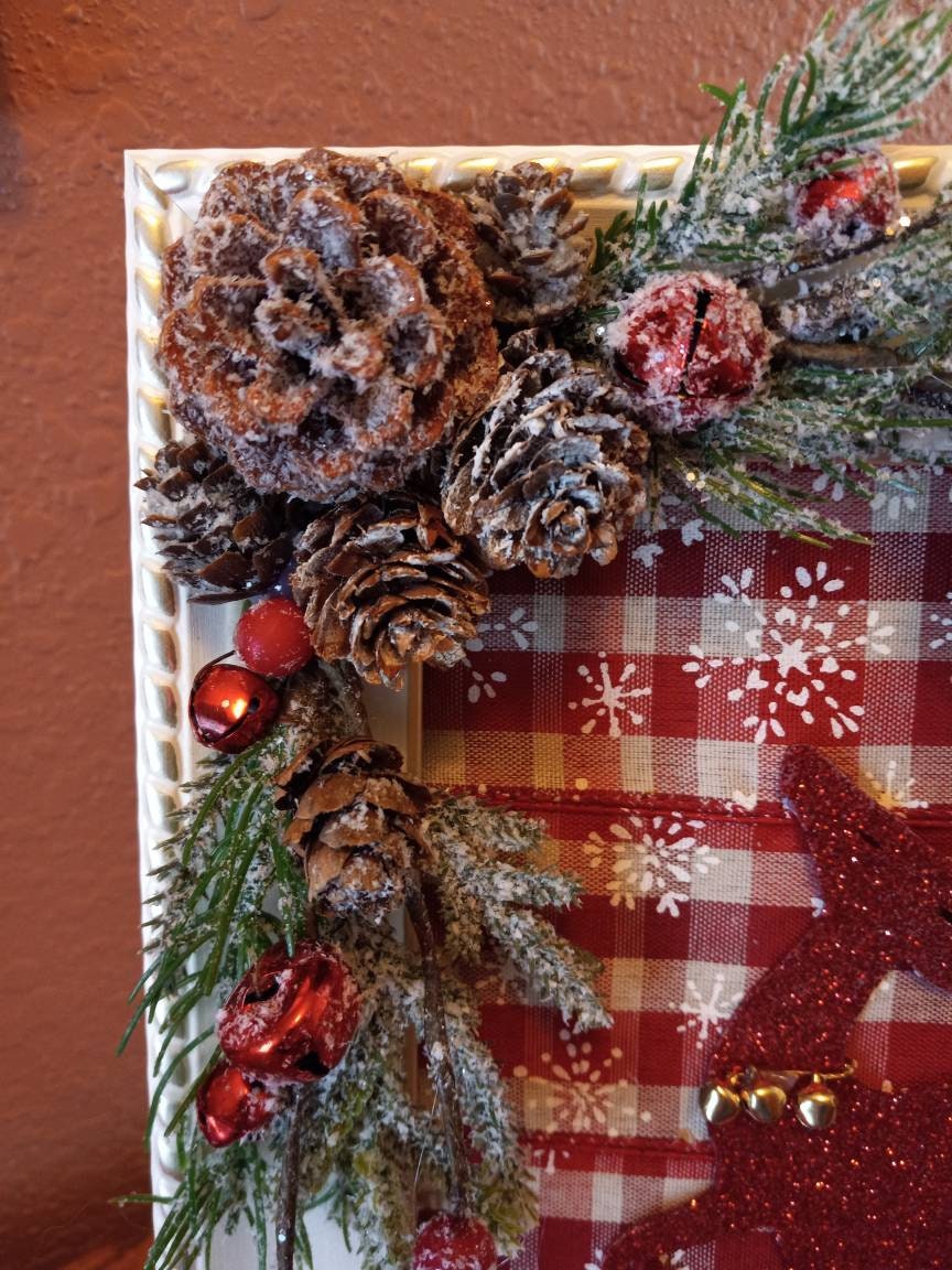 Christmas Reindeer Decorated Picture Frame, 8 X 10 White Picture Frame ...