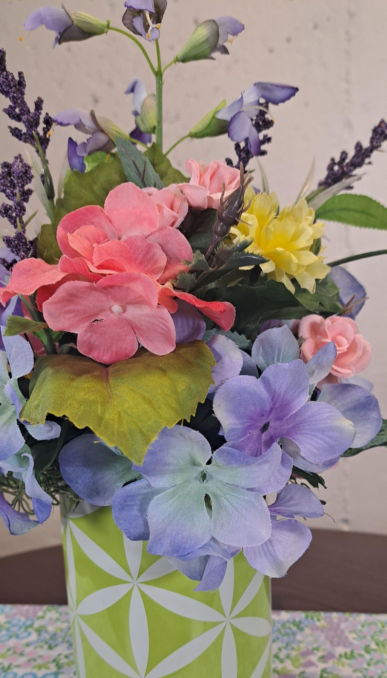 Spring Flower Centerpiece for Table, Floral Table Arrangement, Mixed ...