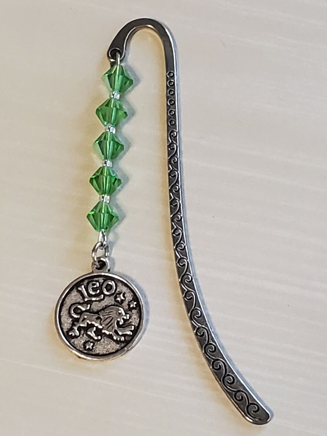 ZODIAC LEO BOOKMARK August Peridot Czech Crystal handmade Beaded ...