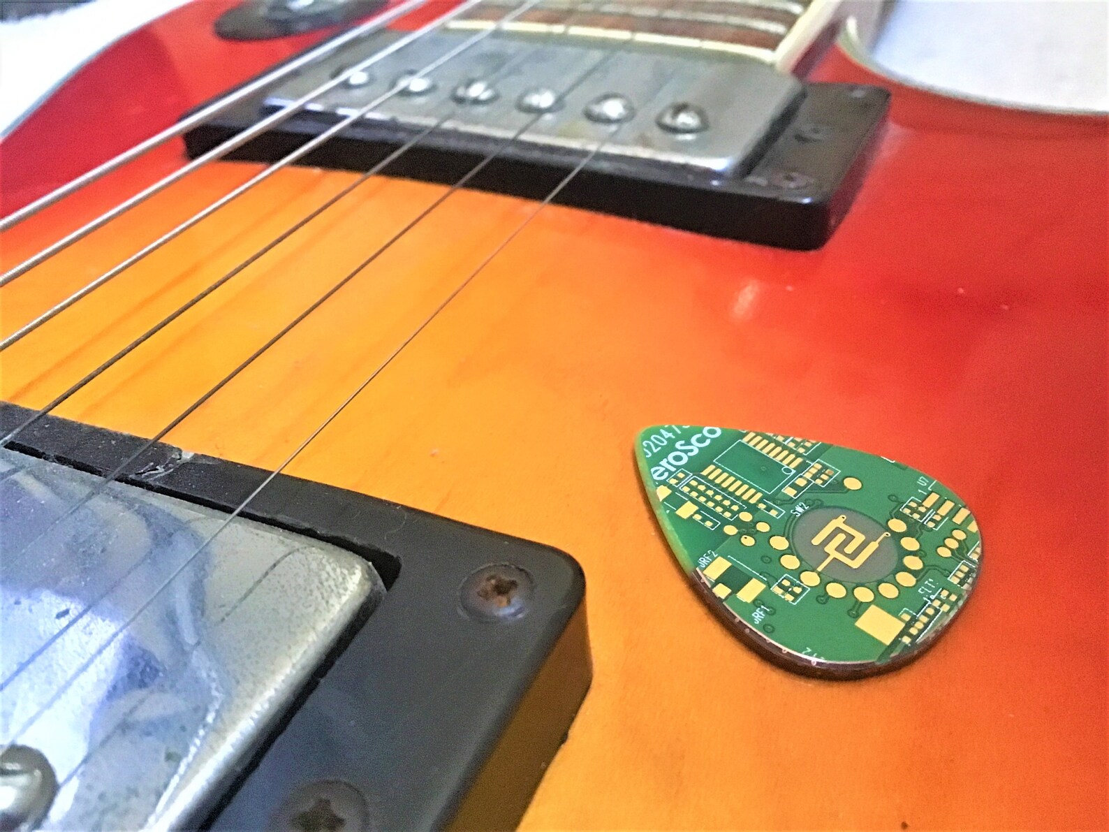 Handmade Recycled Gold Plated Circuit Board Guitar Picks - Etsy