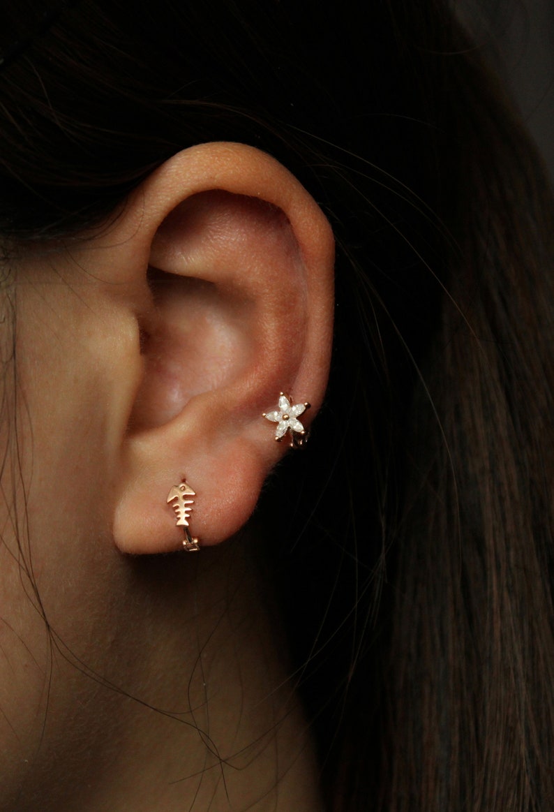 Flower Tragus Hoop Cartilage Hoop Helix Earring Hoop Small | Etsy