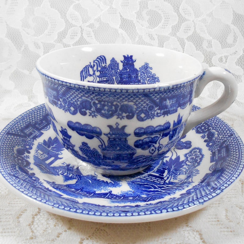 Blue Willow Teacup - Etsy