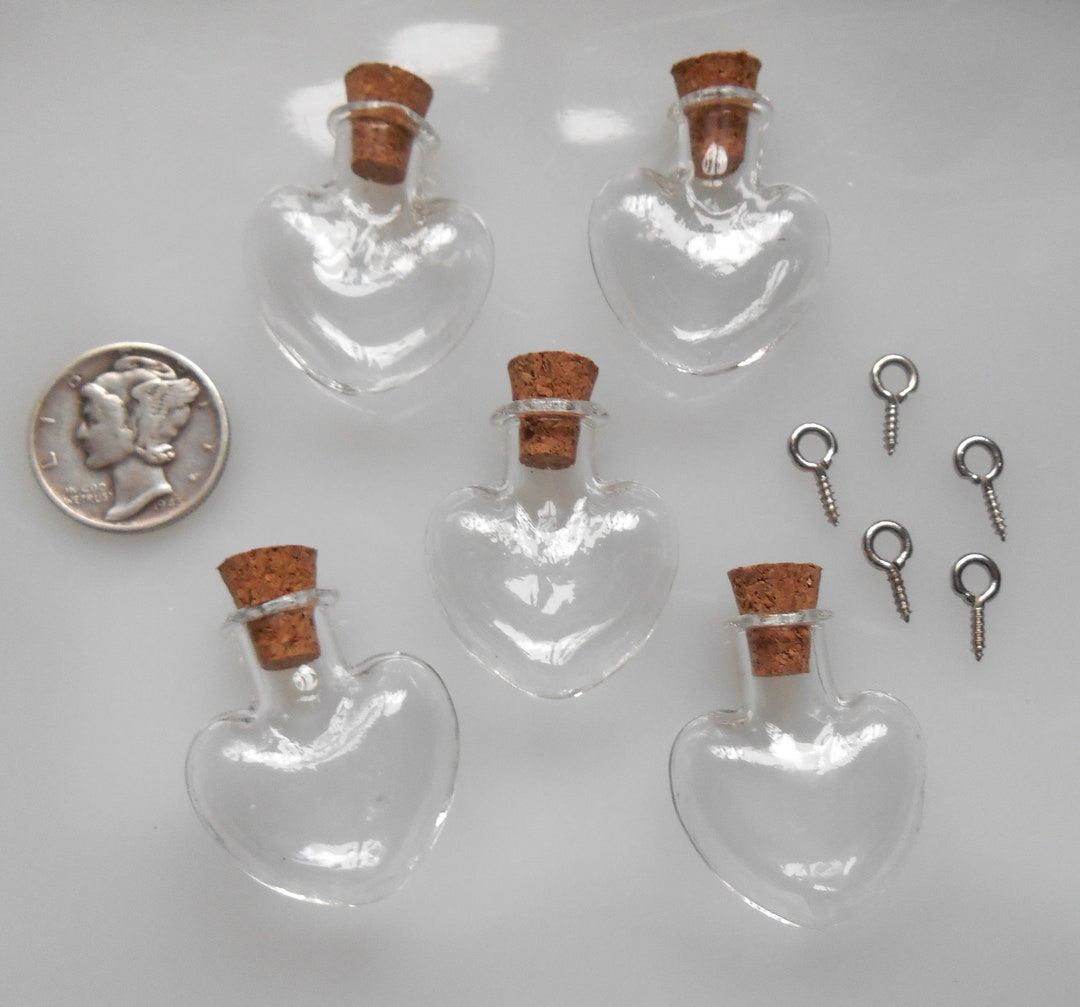 Mini Glass Heart Bottles Clear Potion Perfume Cork Vial Wish Pendant ...