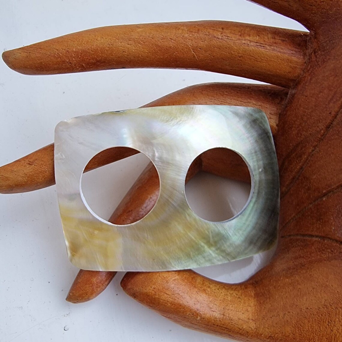 Coconut Shell Sarong Clip Scarf Holder Round Flower Heart - Etsy UK