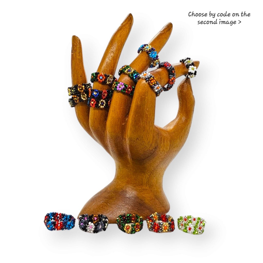 Beaded Ring, Zig Zag Pattern and Flower Daisy Chain, Glass Bead Ring ...