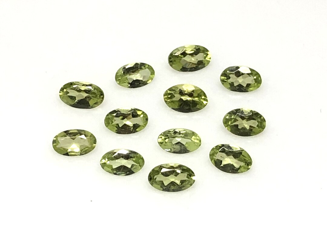 Top Quality Green Peridot Faceted Gemstone, Oval Shape Brilliant Cut ...