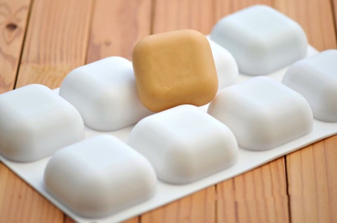 8 Cavities Square Rounded Edge Silicone Soap Mold Square Soap Mold ...