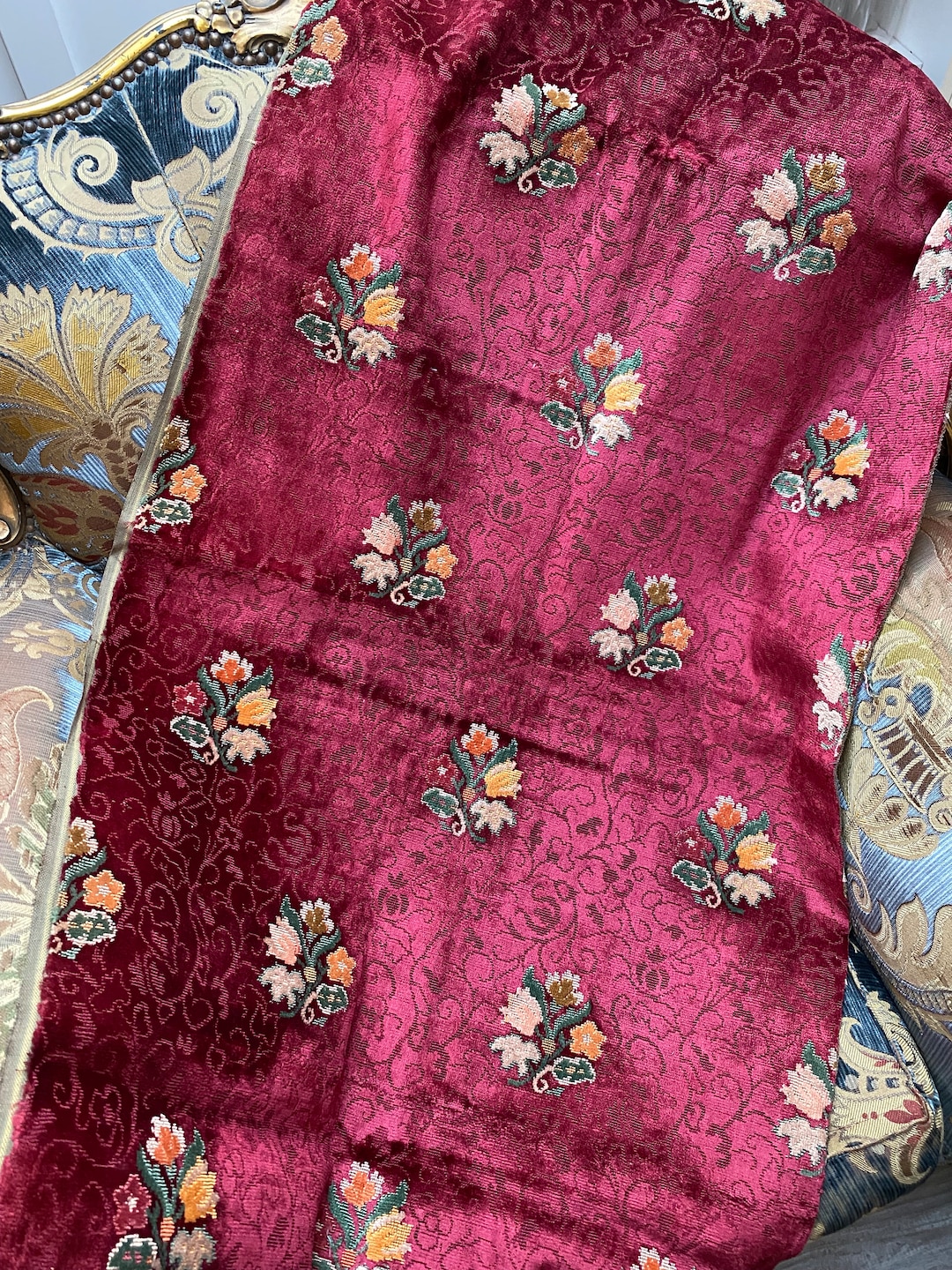 Antique Venetian Silk Velvet Fabric Red Woven Silk Velvet Fabric ...