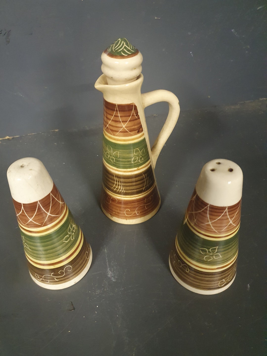 Set of Welsh 'dragon Pottery' Studio Pottery Condiments - Etsy