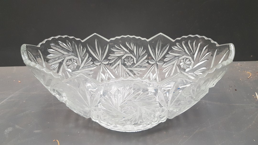 Vintage 1950s Glass Flower Vase - Etsy