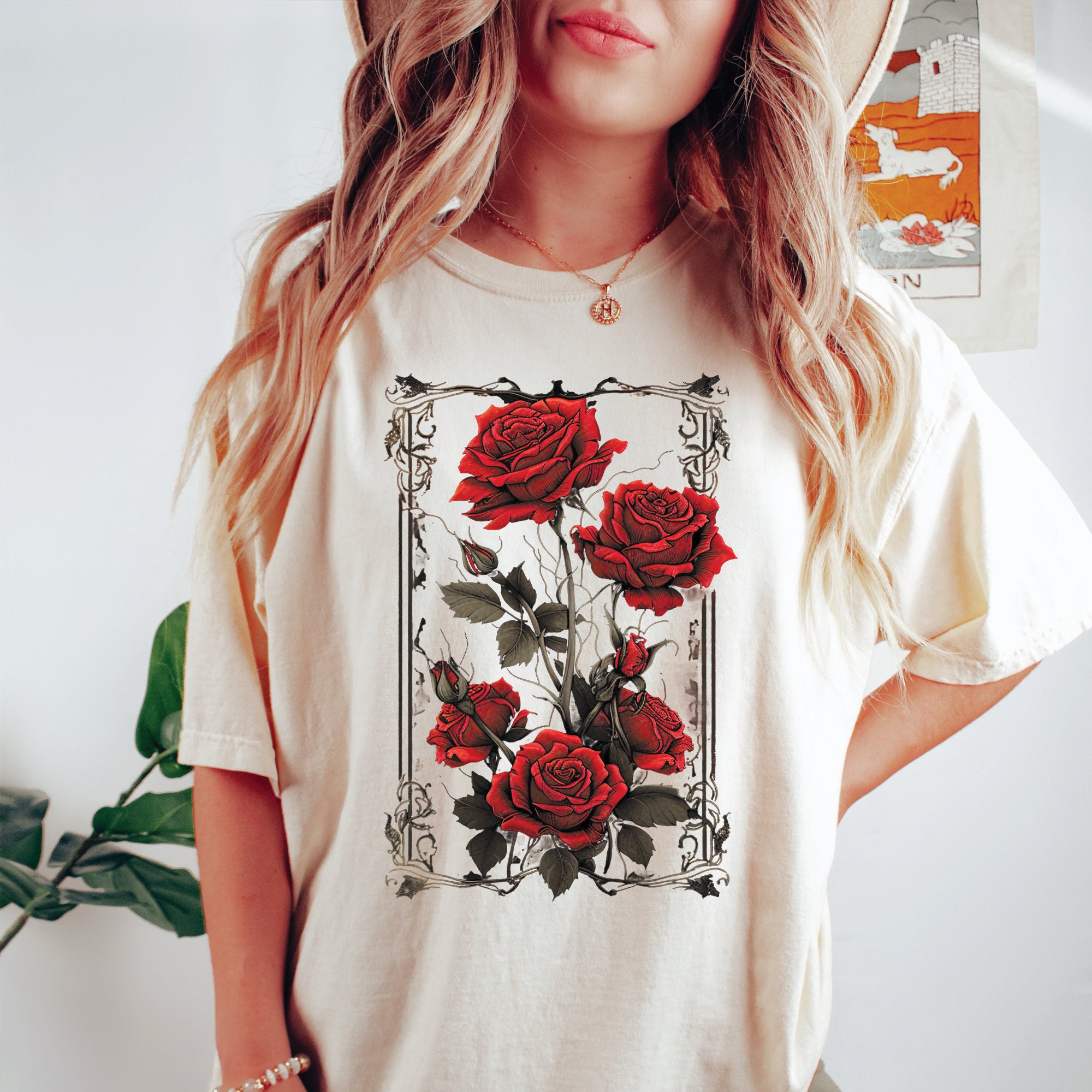 Vintage Roses Graphic T-shirt: Retro Gothic Floral Tee - Etsy