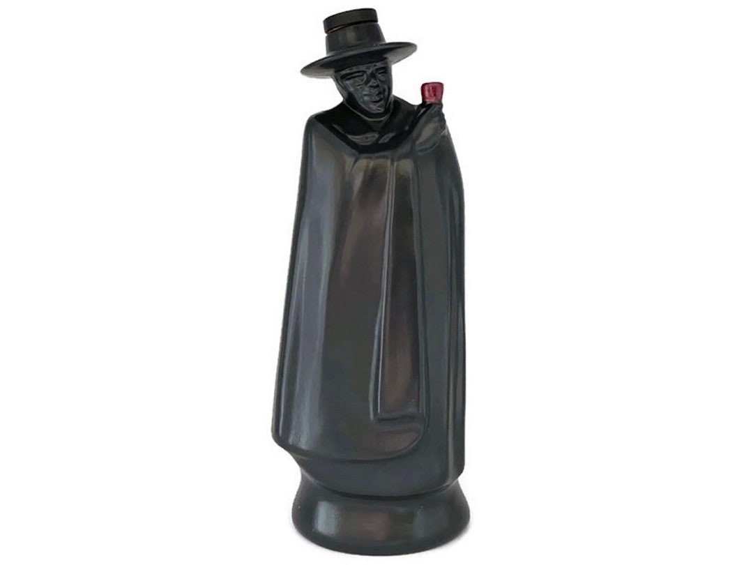 Vintage Wedgwood, Sandeman, the Don Decanter, Queen Elizabeth II Silver ...