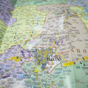 Map of Armenia and Artsakh Nagorno Karabakh in English and Armenian ...