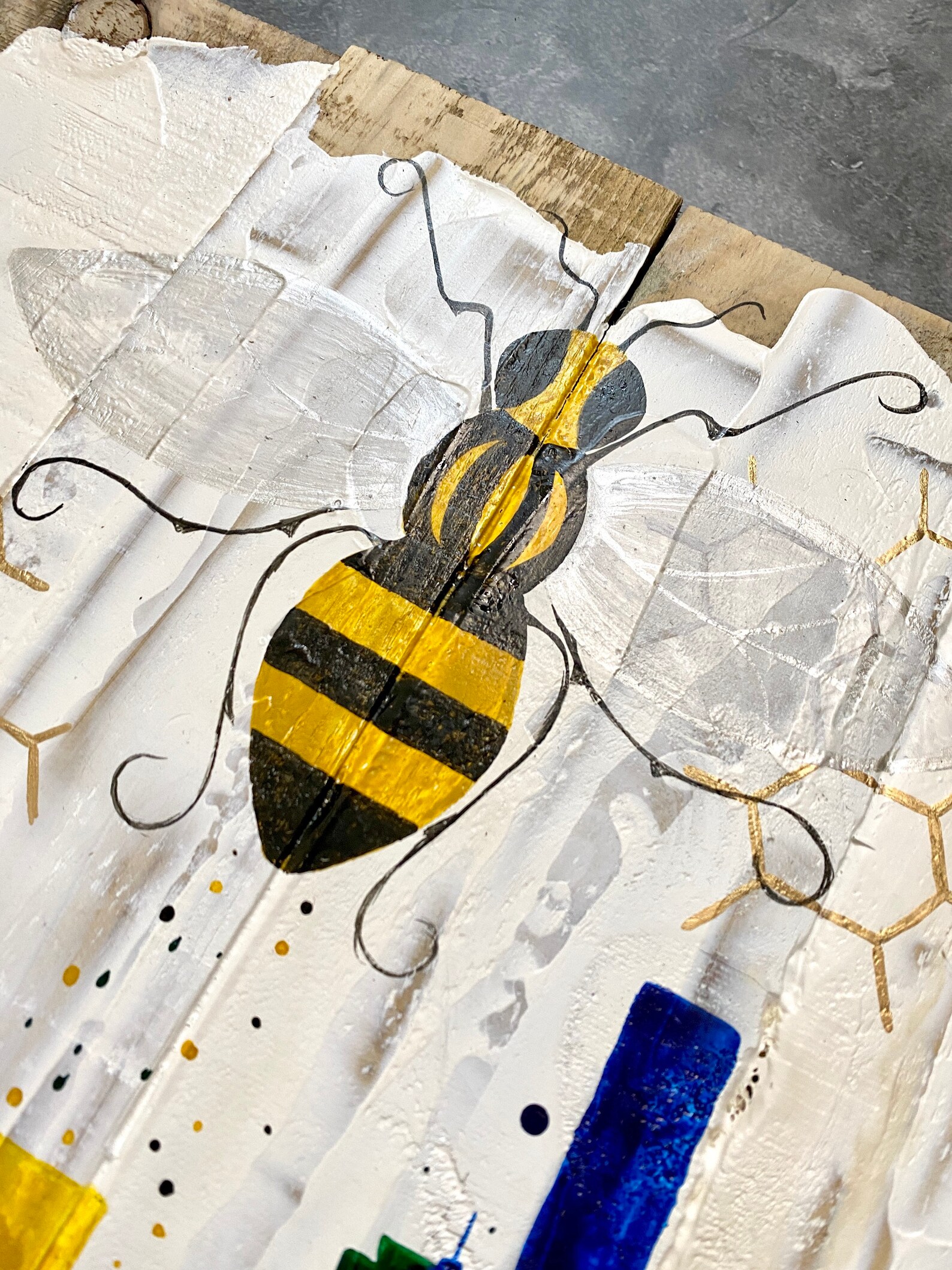 Manchester Bee Abstract Acrylic Art on Driftwood Pallet - Etsy