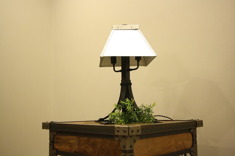 Industrial Table Lamp/ Edison Table Lamp/ Desk Lamp/ Gift Lamp - Etsy