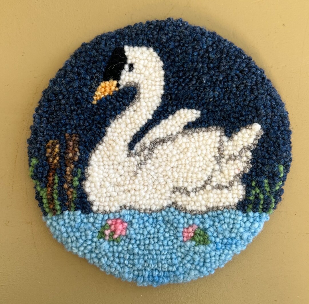 Vintage Rug Hooked Swan Hot Pad - Etsy