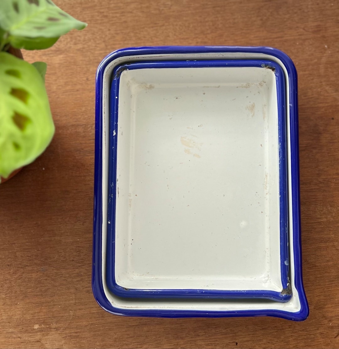 Set of Two Vintage Enamel Photo Developing Drip Trays/pans With Pour ...