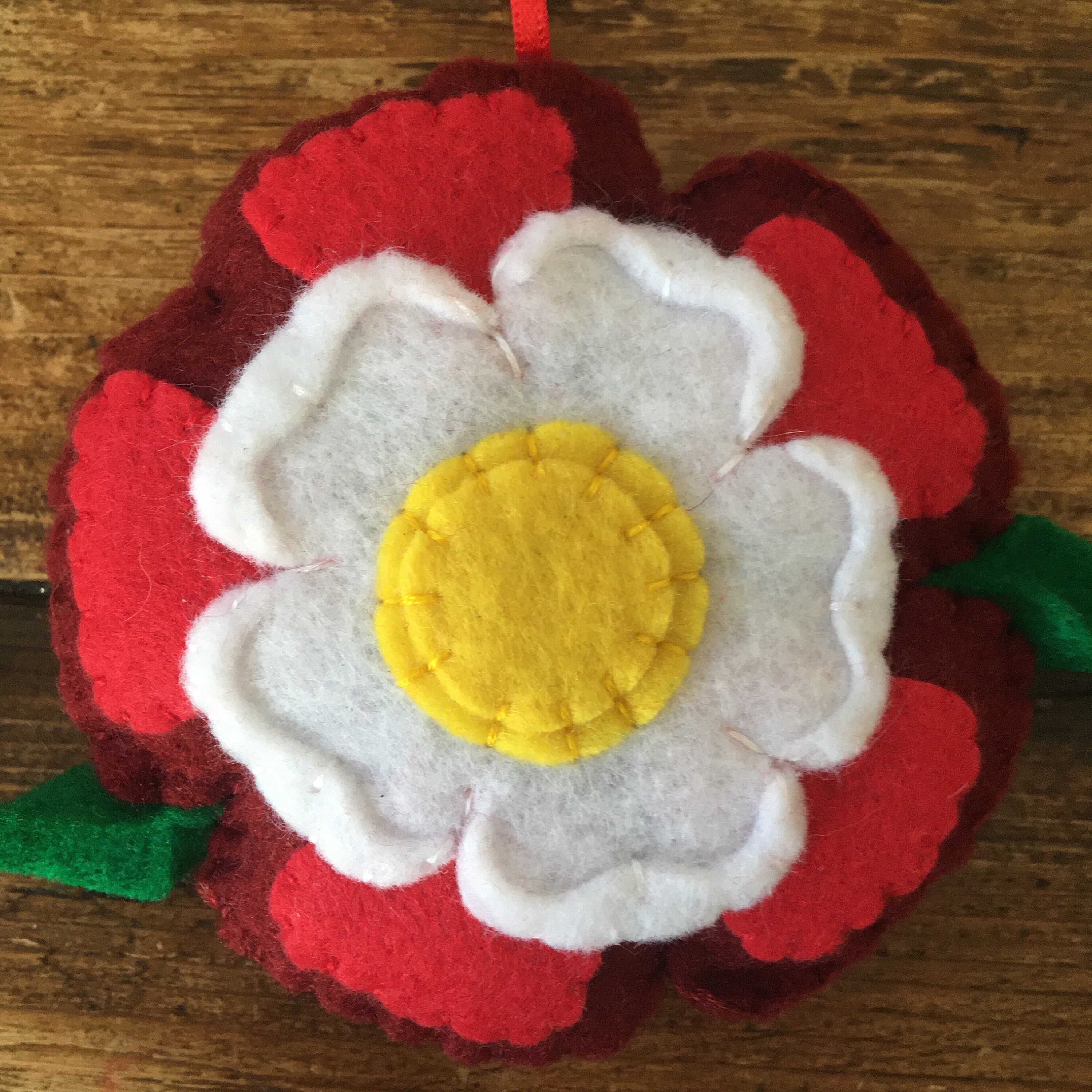 English Tudor & York Roses Handmade Hanging Felt Decoration - Etsy