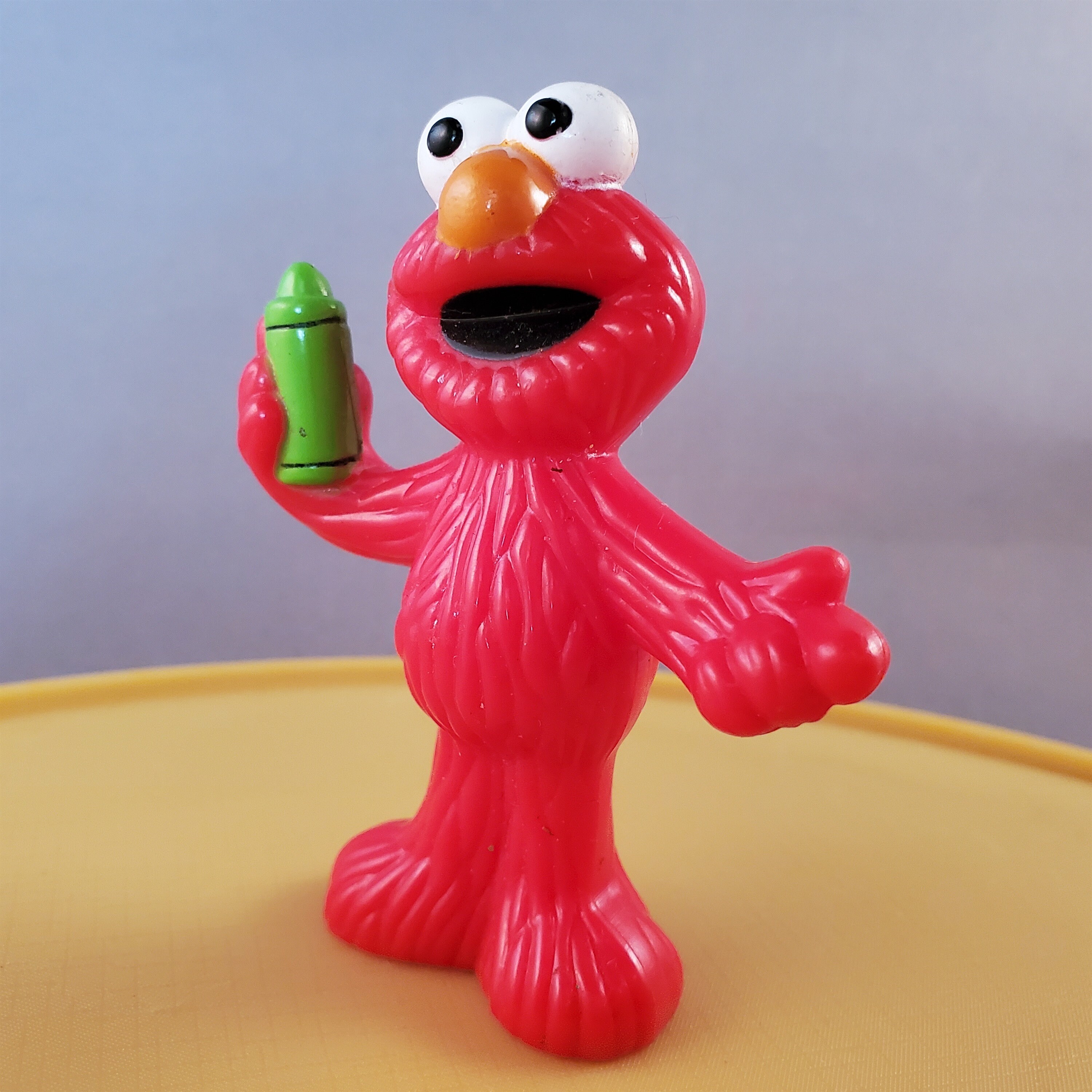 Sesame Street Elmo From Elmos World Plastic Figure Holding Green Crayon ...
