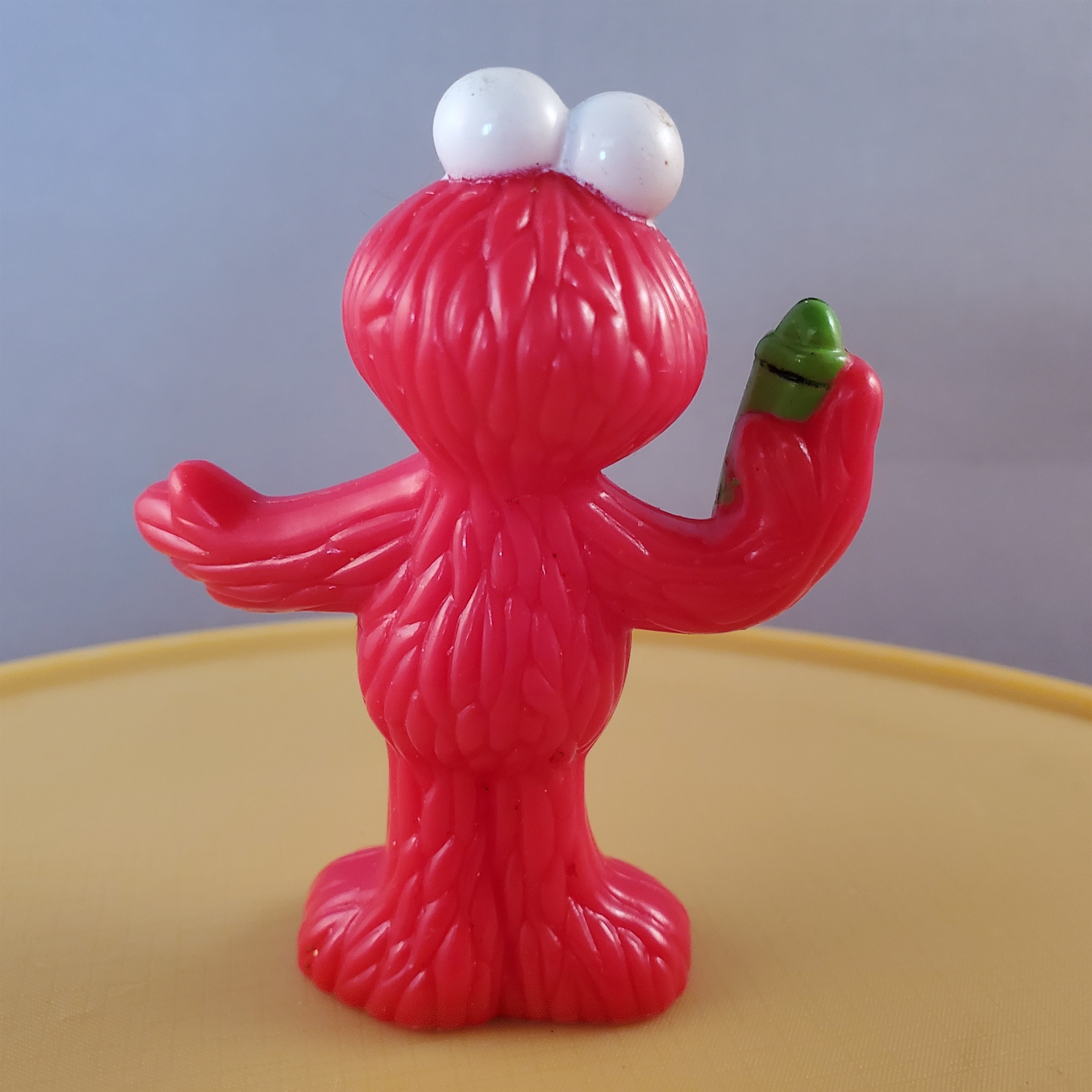 Sesame Street Elmo From Elmos World Plastic Figure Holding Green Crayon ...