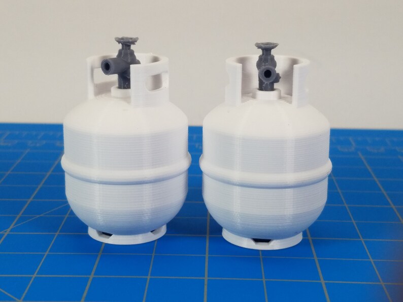 1:10 Scale Propane Tank 3D Printed Miniature RC Model Garage - Etsy Canada