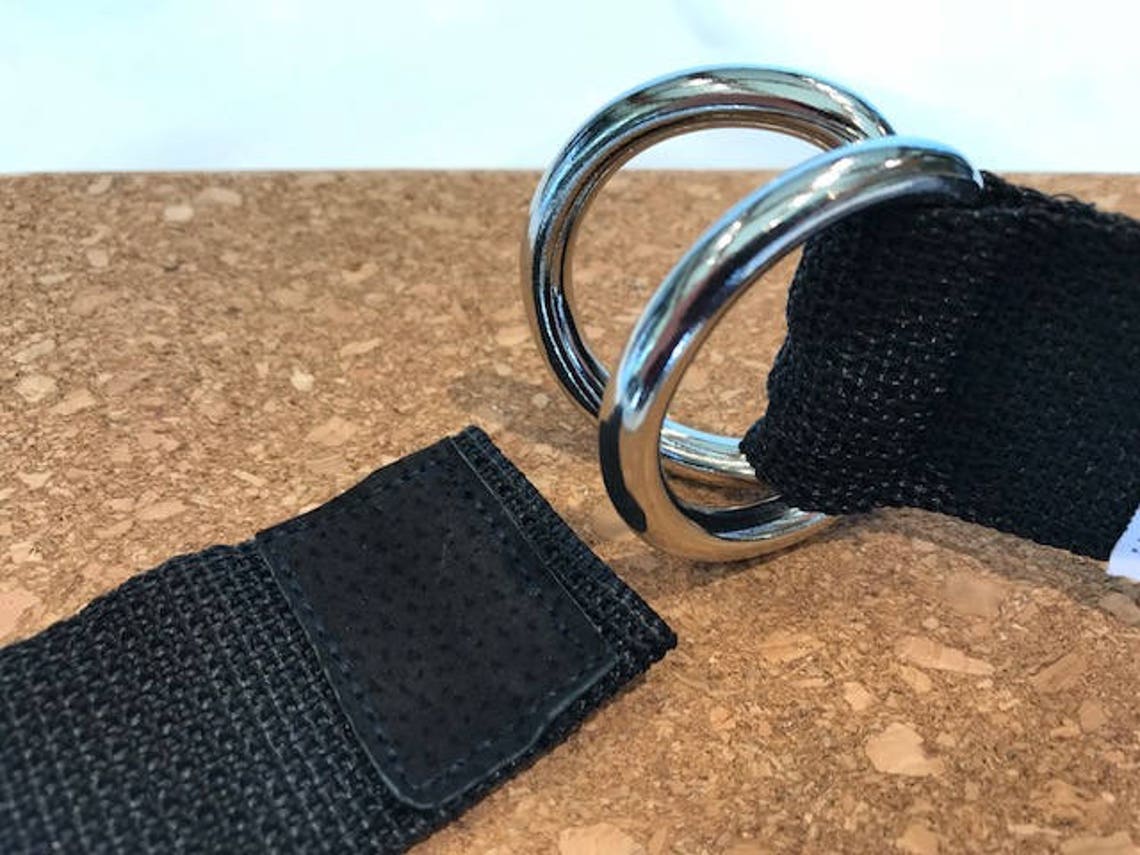 Yoga Strap, 9 Foot Length, 1 1/2" Wide, Easy Adjust Heavy Gauge D Rings ...