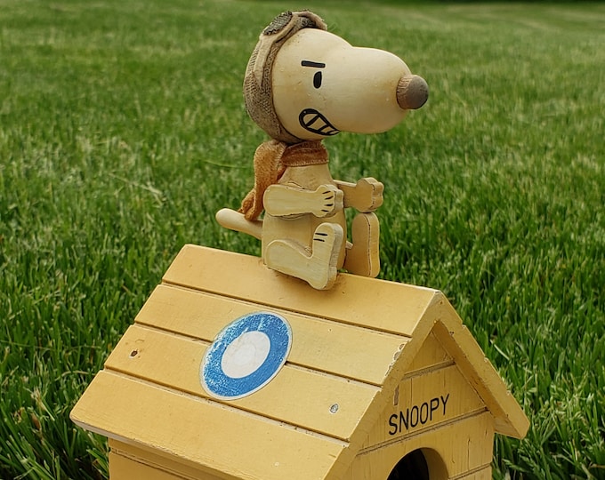 Snoopy Music Box Snoopy WW1 Flying Ace Music Box Plays Over There Made ...