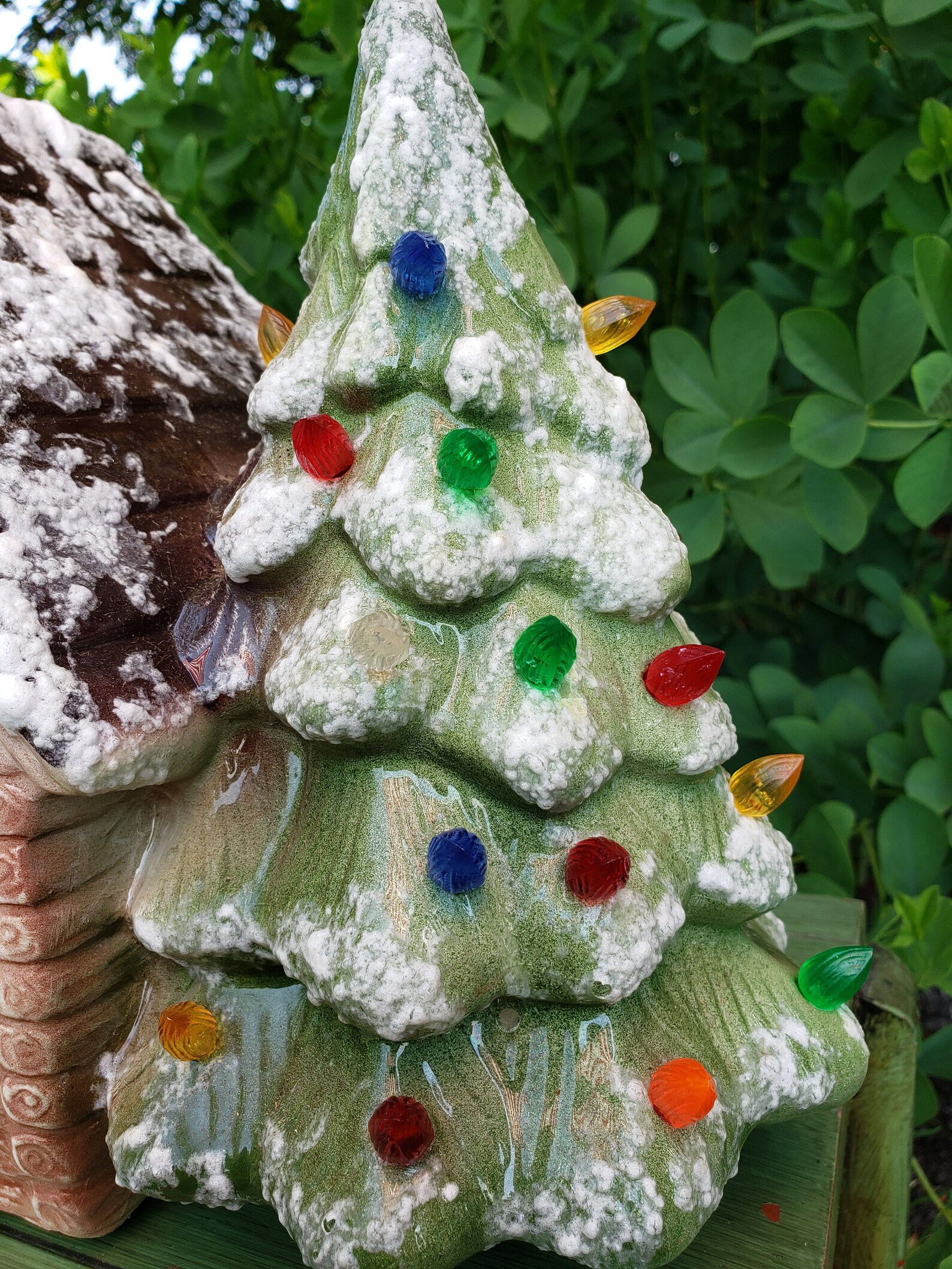 Trim'n Glo Lighted Ceramic Mountain Tree House by Marcia Ceramics North ...