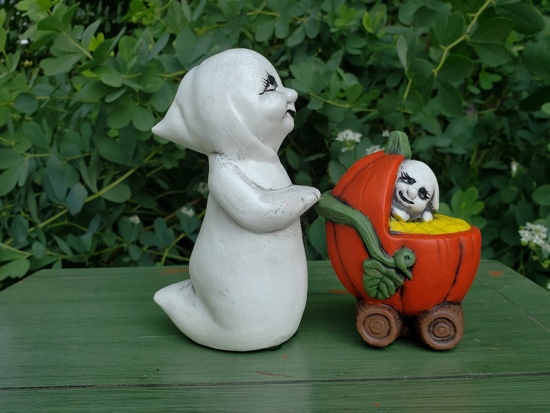 SUPER CUTE Ceramic Ghost Mom and Babies in Pumpkin Stroller Figurines ...