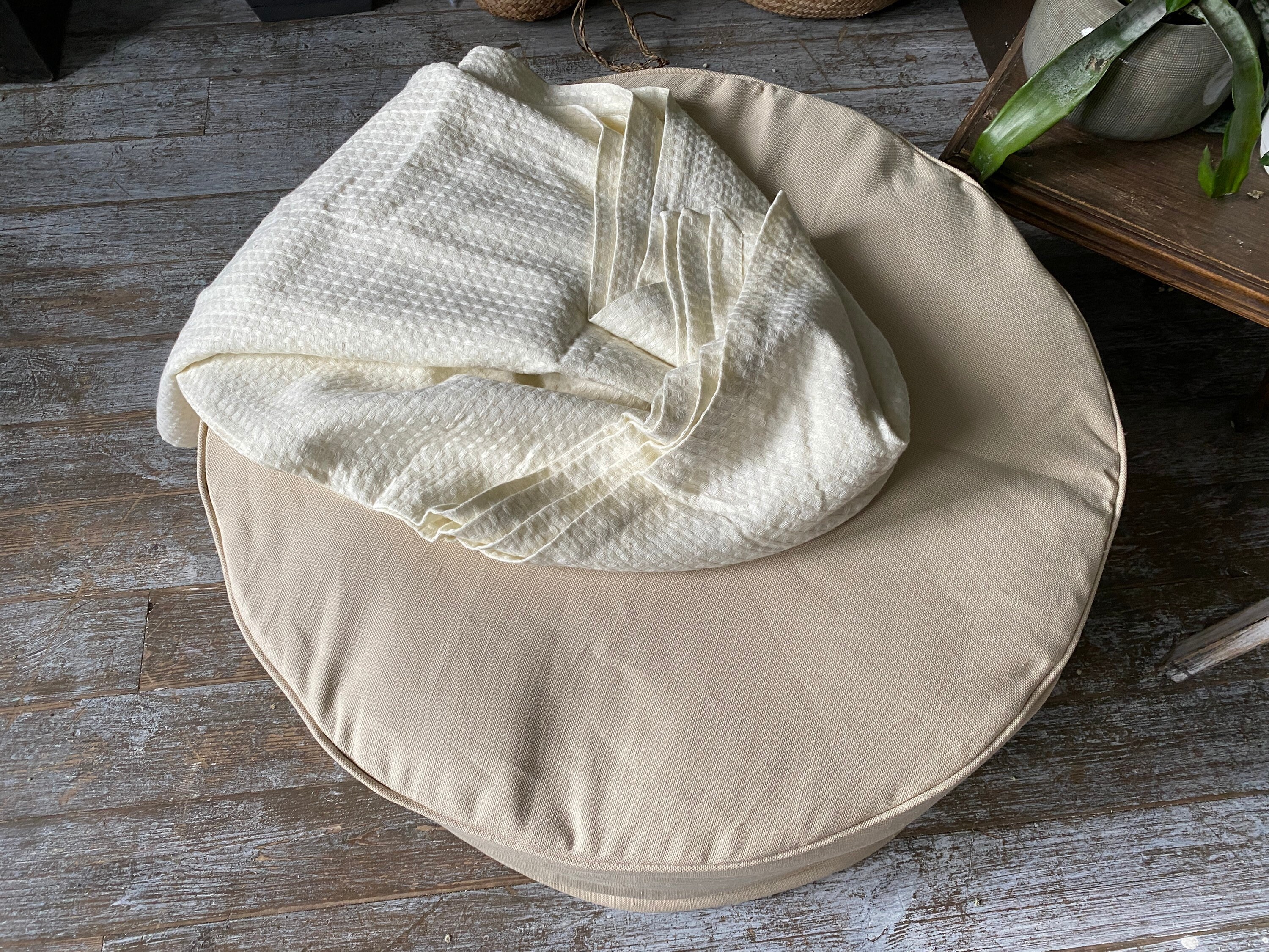 Round Ottoman Slipcover With the Piping Linen Custom Pouf | Etsy