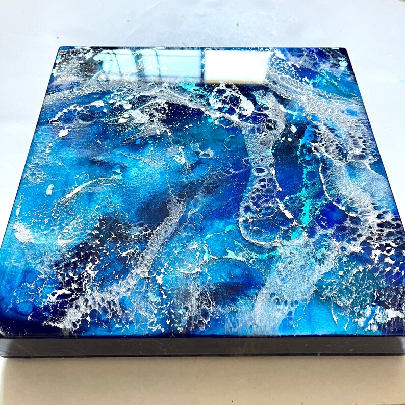 B L U E A B Y S S Made-to-order Abstract Resin Painting | Etsy