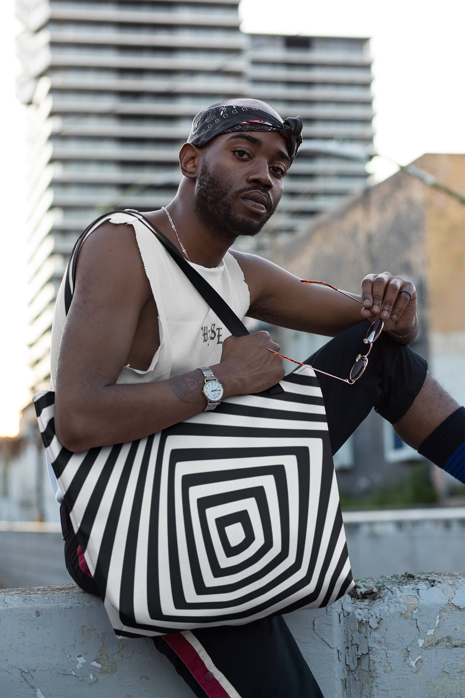 Black and White Optical Illusion Tote Bag 3 Sizes Abstract - Etsy