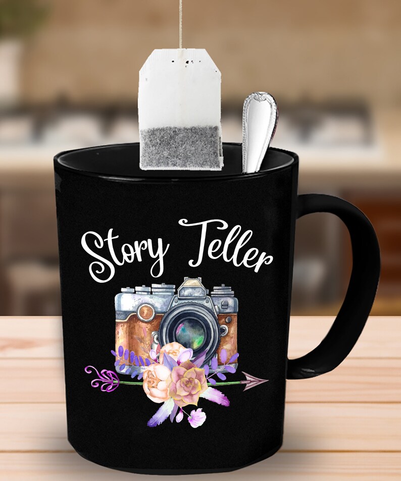 Story Teller Photographer Mug: Floral Retro Camera, Black Ceramic (11oz ...