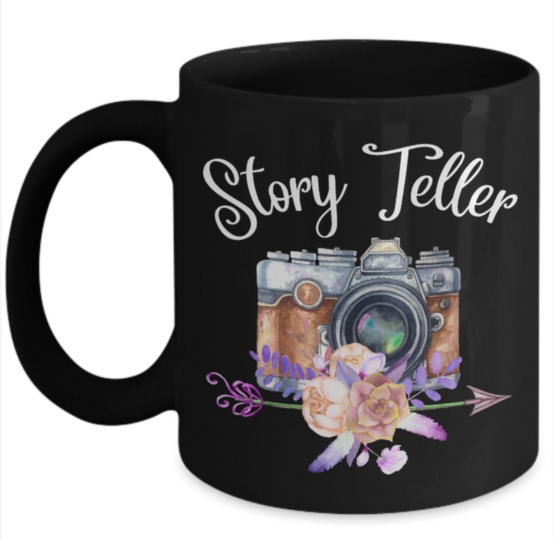 Story Teller Photographer Mug: Floral Retro Camera, Black Ceramic (11oz ...
