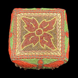 ANTIQUE BEADED BOX Sumatran Beaded Beaded Basket With Lid South Sumatra ...