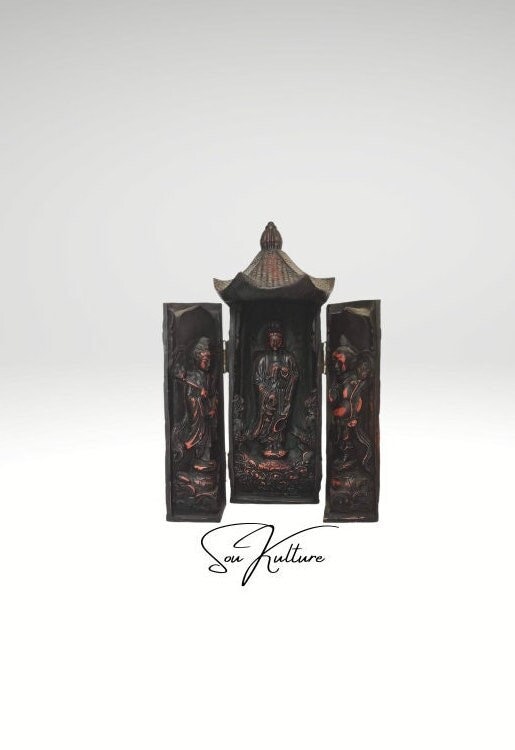 PORTABLE BUDDHIST SHRINE Signed Carved Wood Shrine of Quan - Etsy