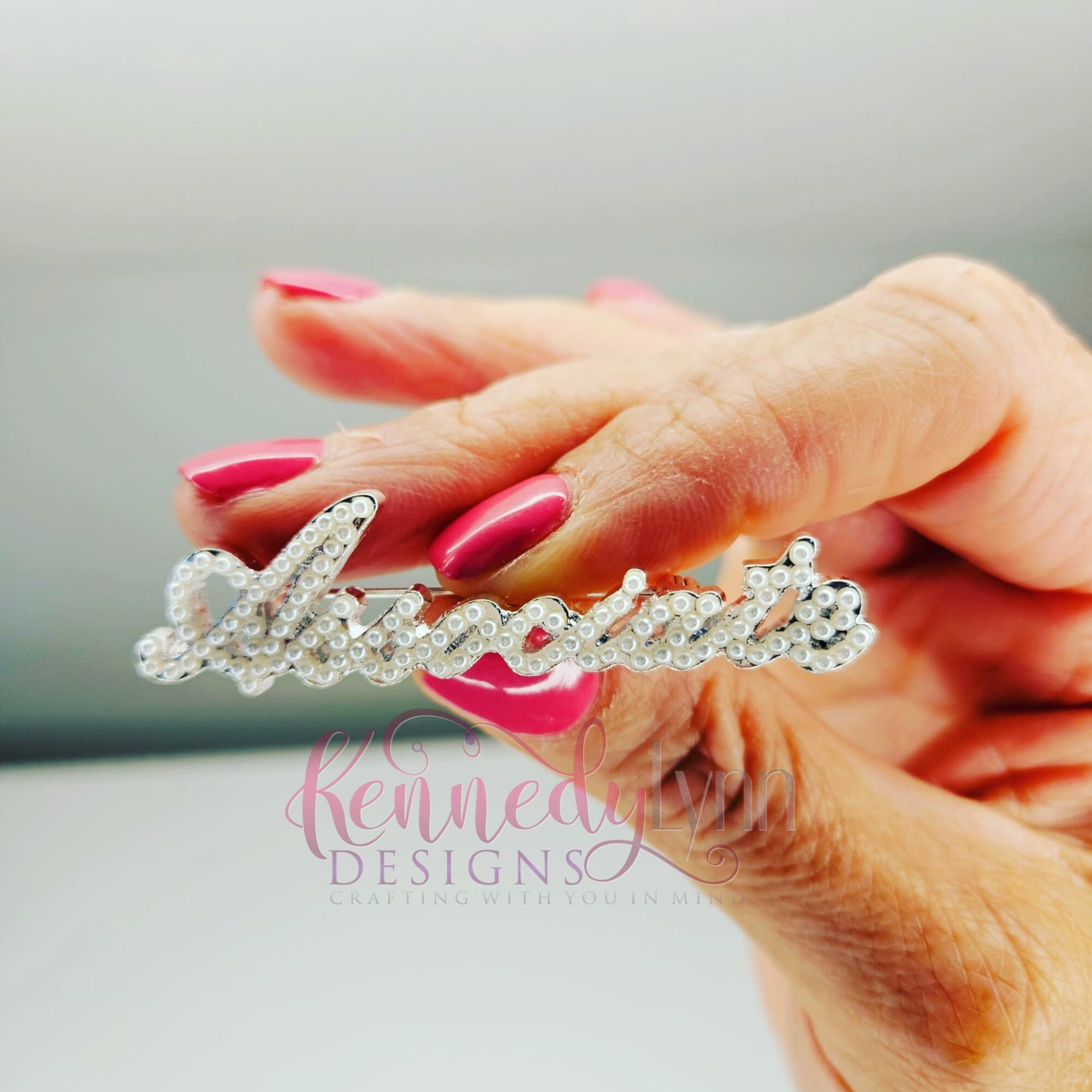 Associate Pearl Pin/Jack and Jill Associate Pin