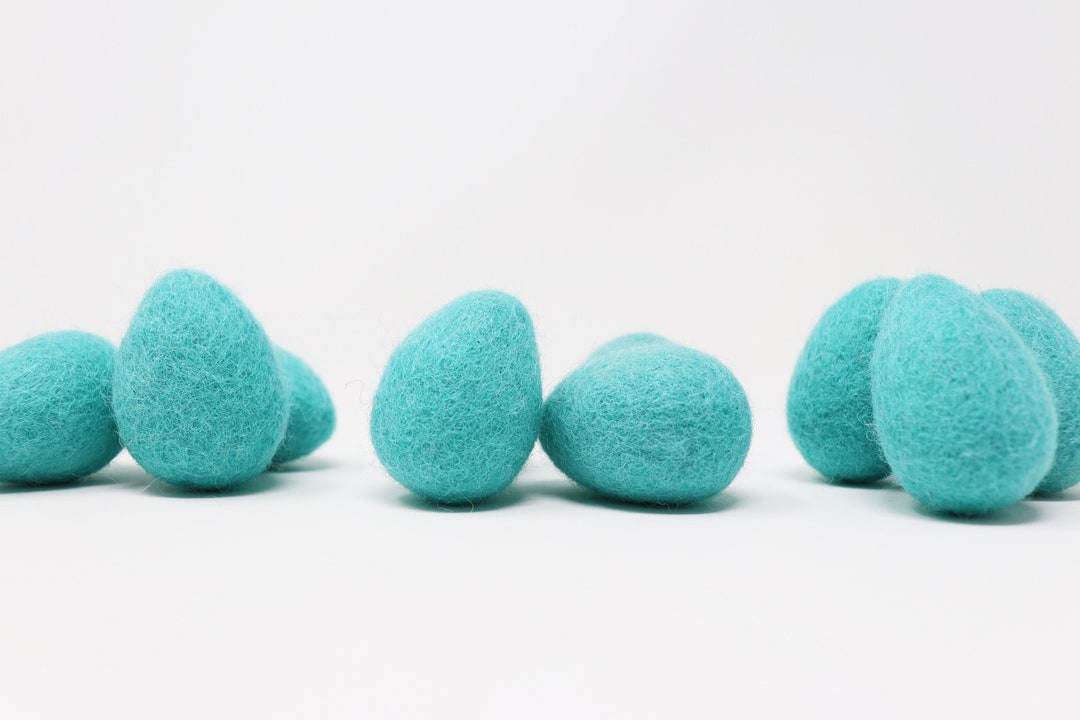 Aqua Felt Easter Eggs | Felted Easter Eggs | DIY Easter Garland ...