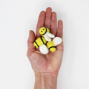 Felt Bumblebees | Felt Honey Bees | Felted Bumble Bee | Felt Bees ...