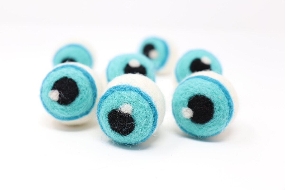 Felt Eyeballs | Felted Googly Eyes | DIY Halloween Garland | Halloween ...