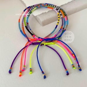 Neon Thread Beaded Bracelet, Single Strand Mixed Bead Colorful Minimal ...